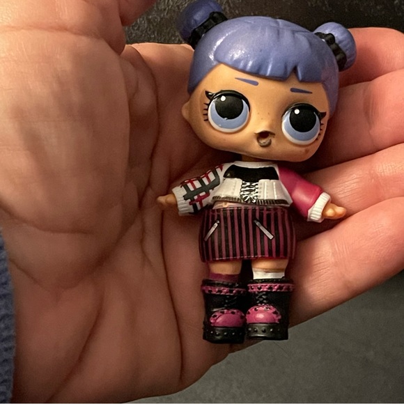 L.O.L. Surprise! | Toys | 29 Limited Edition Winter Disco Shadows Lol ...